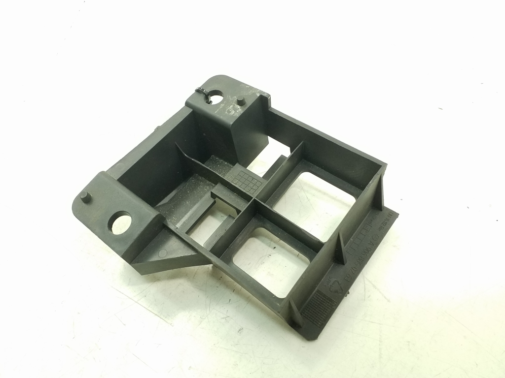 Utilisé Mercedes Benz Sprinter Support de pare-chocs avant A9068850263