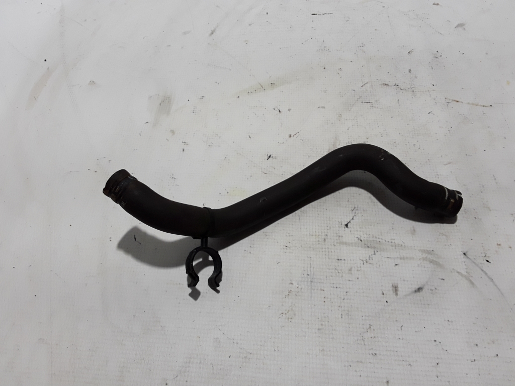 Utilisé Dacia Duster Durite de radiateur de refroidissement 924001884R